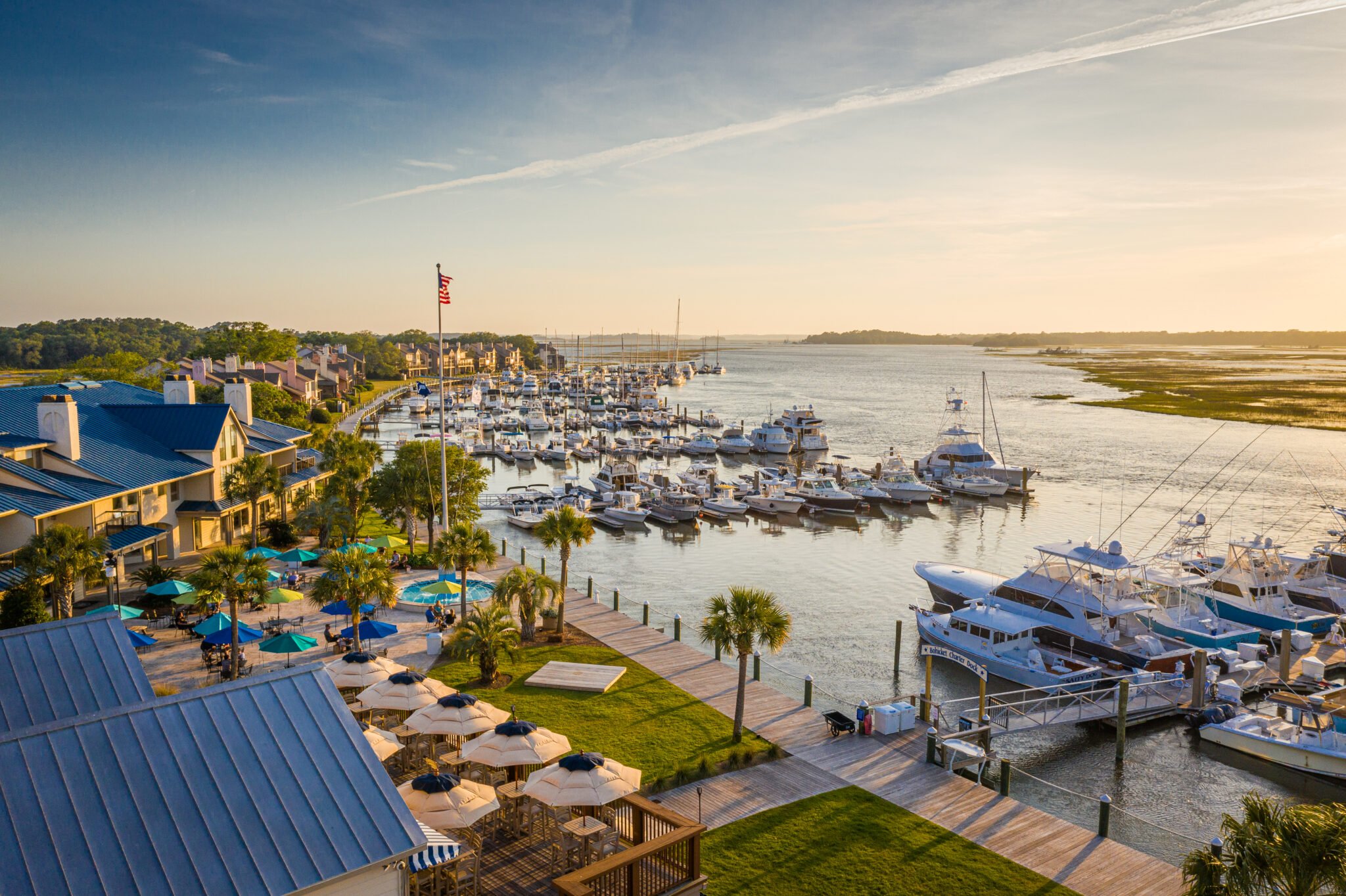 Bohicketboatrentals - Bohicket Marina & Market
